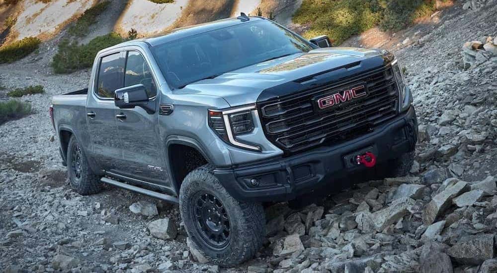 Sierra 1500 AT4X vs Silverado 1500 ZR2: What's the Differences?