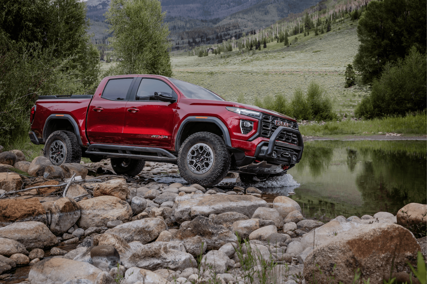 AT4 or AT4X – What’s the difference? | Jay Buick GMC