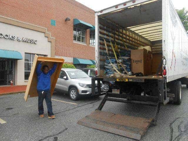 Borders Bookstore Donations | Kelly Automotive Group