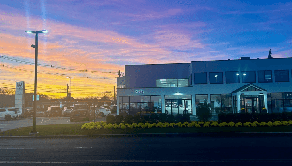 Kelly INFINITI Wins CARFAX Top-Rated Dealer Award